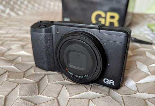 Ricoh GR II