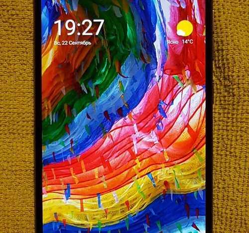 Xiaomi Pocophone F1, 6/128 ГБ