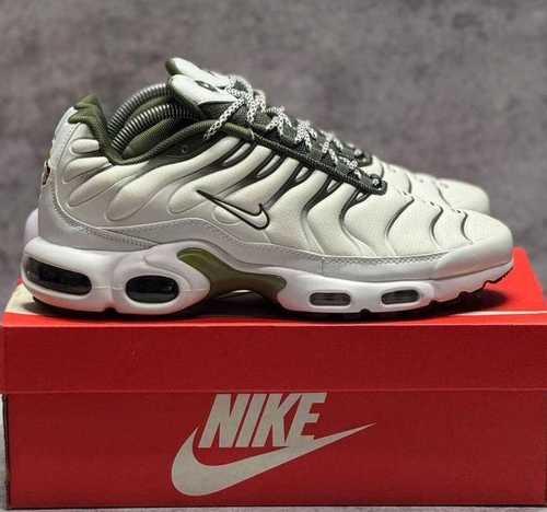 Кроссовки Nike Air Max Tn Plus