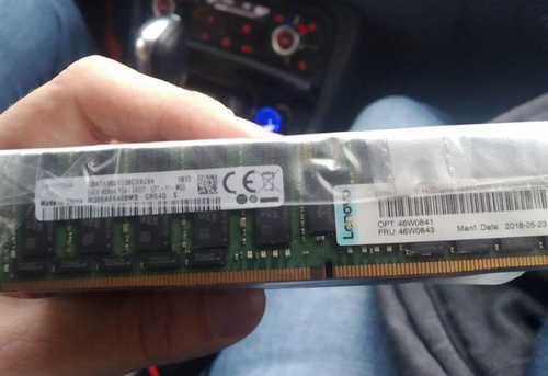Серверная память Samsung DDR4 64GB 2400