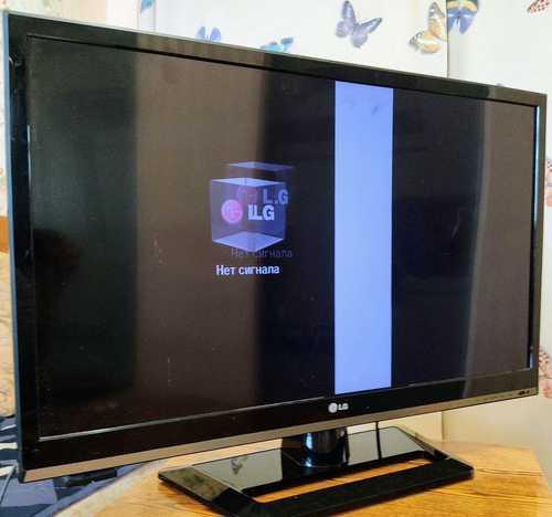 На запчасти Телевизор SMART tv lg 32 ls570s