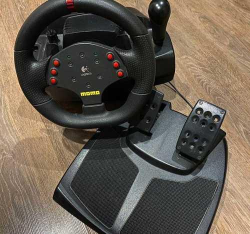 Игровой руль logitech Momo racing