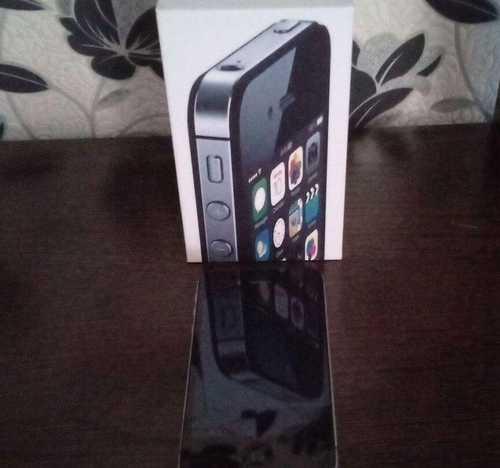 iPhone 4S, 16 ГБ