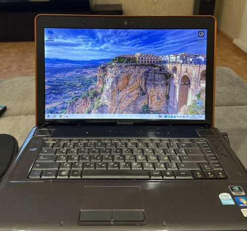 Lenovo ideapad y550