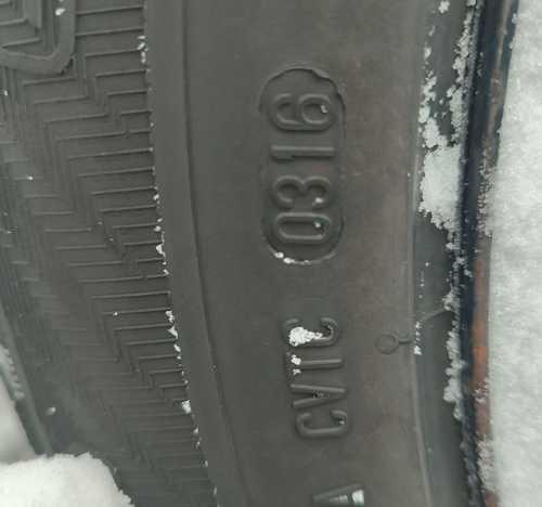Gislaved Nord Frost 200 SUV 235/55 R17