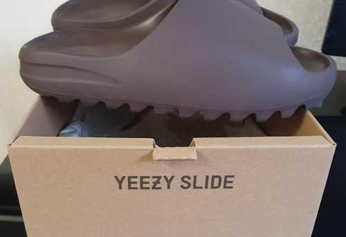 Тапочки yeezy slide soot