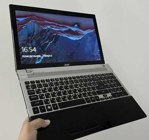 Ноутбук Acer на Core i3 и GT730