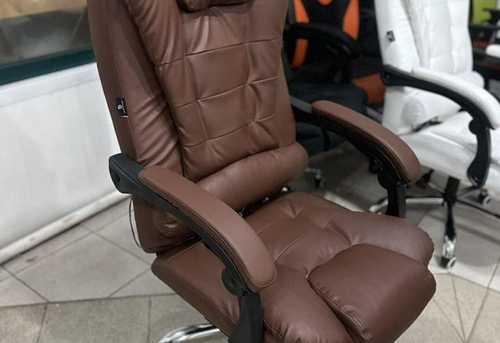 Офисное кресло коричневое