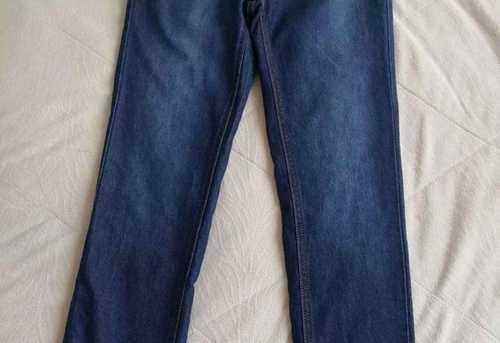 Новые утеплённые джинсы р-р 146 см