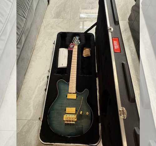 Ernie Ball Music Man Axis Yacatan Blue Flame