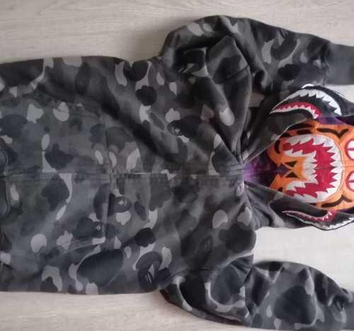 Худи A bathing APE Milano Fashion