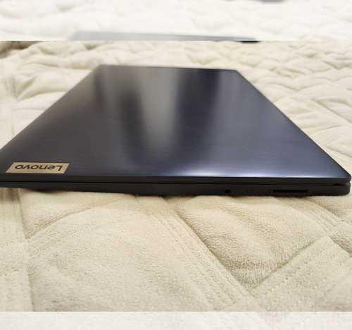 Ноутбук Lenovo ideapad 3 Core i3