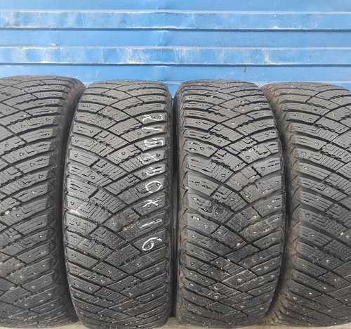 Goodyear Ultragrip Ice Arctic 215/60 R16 99H