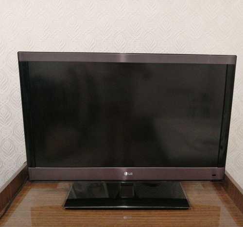 Телевизор LG 32"