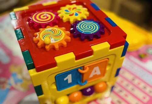 Развивающие игрушки куб