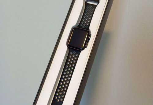 Часы Apple Watch Series 2 Nike Edition