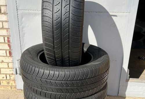 Cooper CS4 Touring 235/65 R17 104F