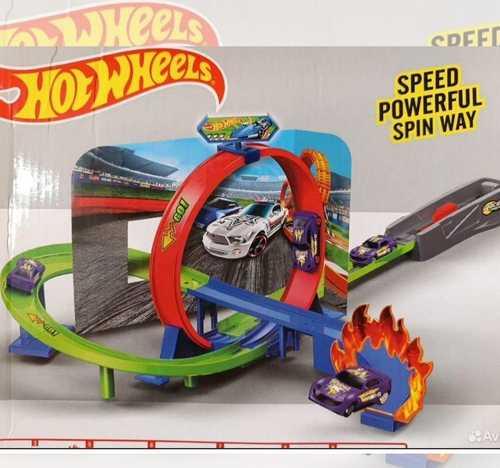 Гоночный трек Hot Wheels