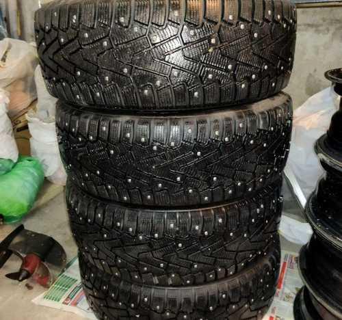 Pirelli Ice Zero 205/60 R16 96T