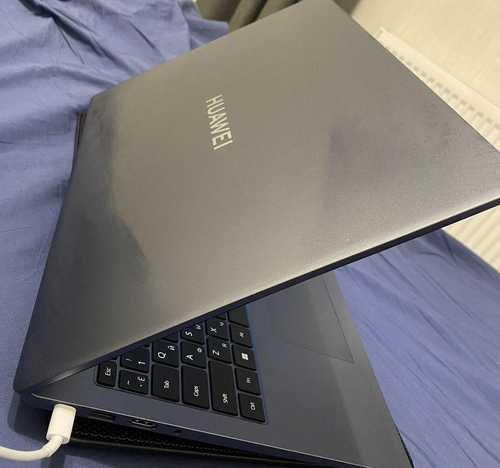 Ноутбук huawei matebook d16 i3 8 512