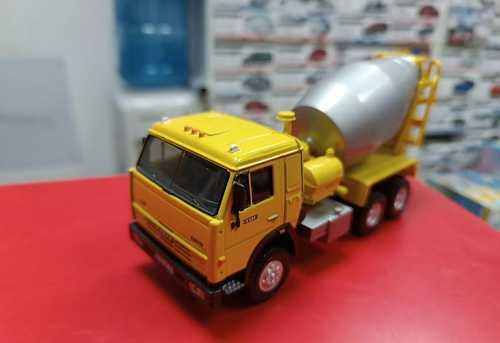 Камаз-54115 Бетономешалка 1:43 Cararama