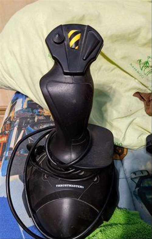Джойстик Thrustmaster