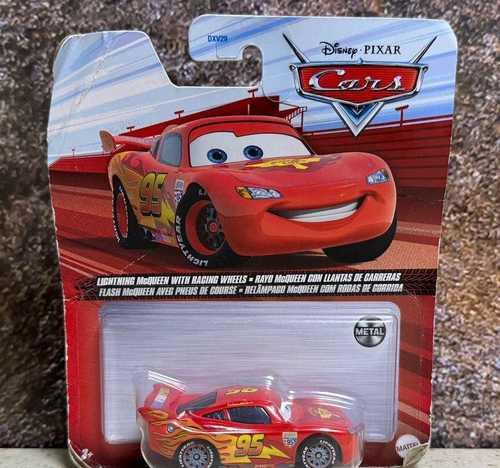 Новая машинка Cars Disney Pixar Молния Маккуин