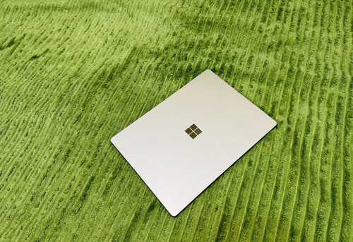 Ноутбук SurFace 2022г 2К + i7