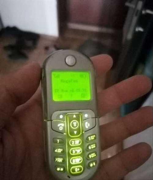 Телефон Motorola C205