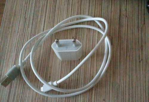 Зарядка на iPhone блок и шнур