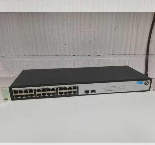 Коммутатор HP 1420-24G-2SFP (JH017A)