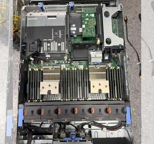 Сервер Dell PowerEdge R720