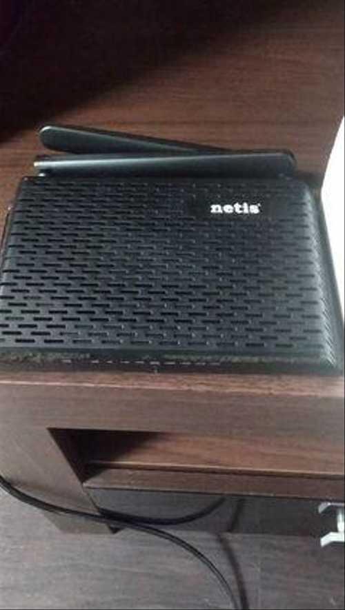 Wi-Fi роутер Netis N1