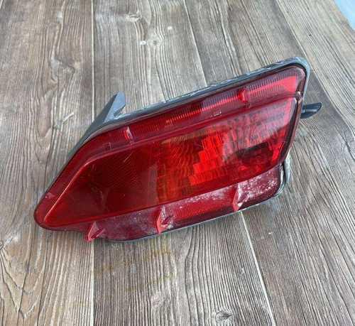 Фонарь заднего бампера правый Toyota RAV4 40 2012