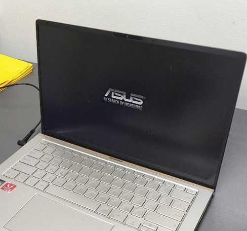 Ноутбук Asus zenbook 14 UM433D