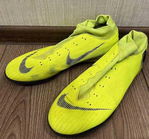 Футзалки Nike Phantom Vision Academy TF 46 размер