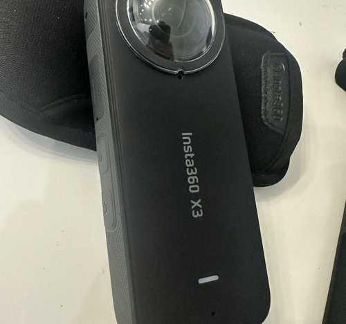 Экшн камера insta 360 x3