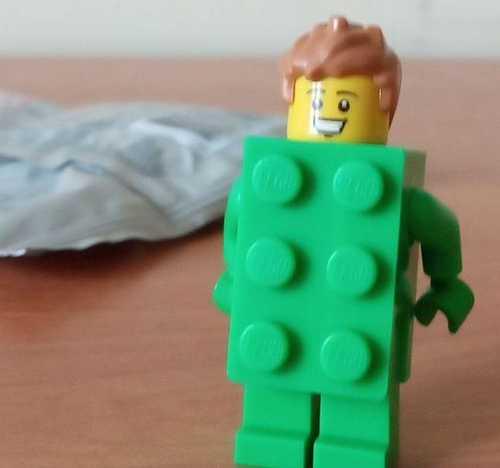 Lego minifigures