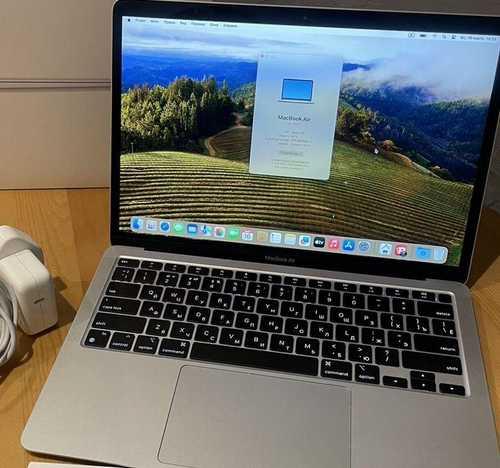 Идеал Apple macbook air 13 M1 2023