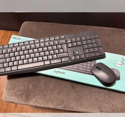 Logitech mk235 коплект клавиатура и мышь