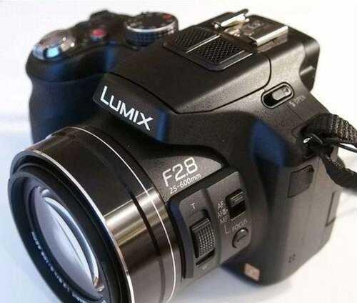 Фотоаппарат Lumix FZ200