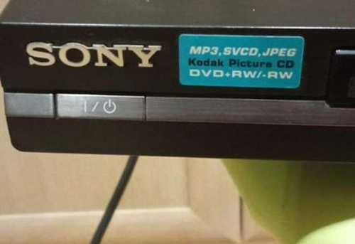 DVD проигрыватель Sony