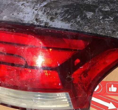 Фара правая на mitsubishi outlander 3