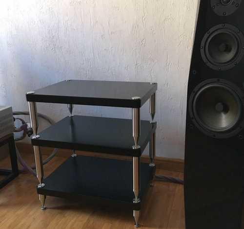 HiFi стойка для аудио аппаратуры
