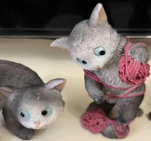 Статуэтки из полистоуна коты и зайцы