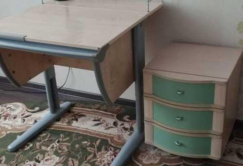 Письменный стол для школьника бу и тумбочка