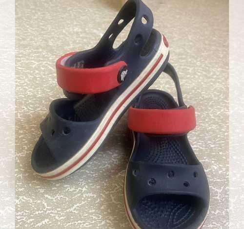 Сандалии crocs c5 и c7