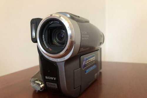 Видеокамера sony Handycam