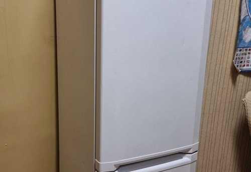 Холодильник б/у Beko CSK31000