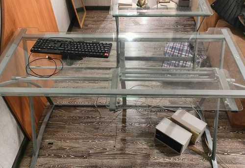 Стеклянный компьютерный стол